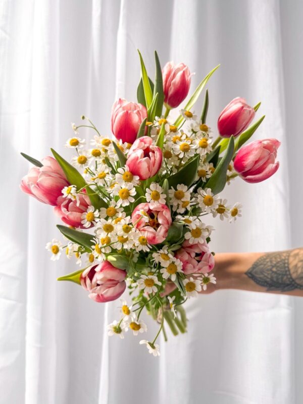 Same-Day Flower Delivery Melbourne | Melbourne Florist | Poco Posy